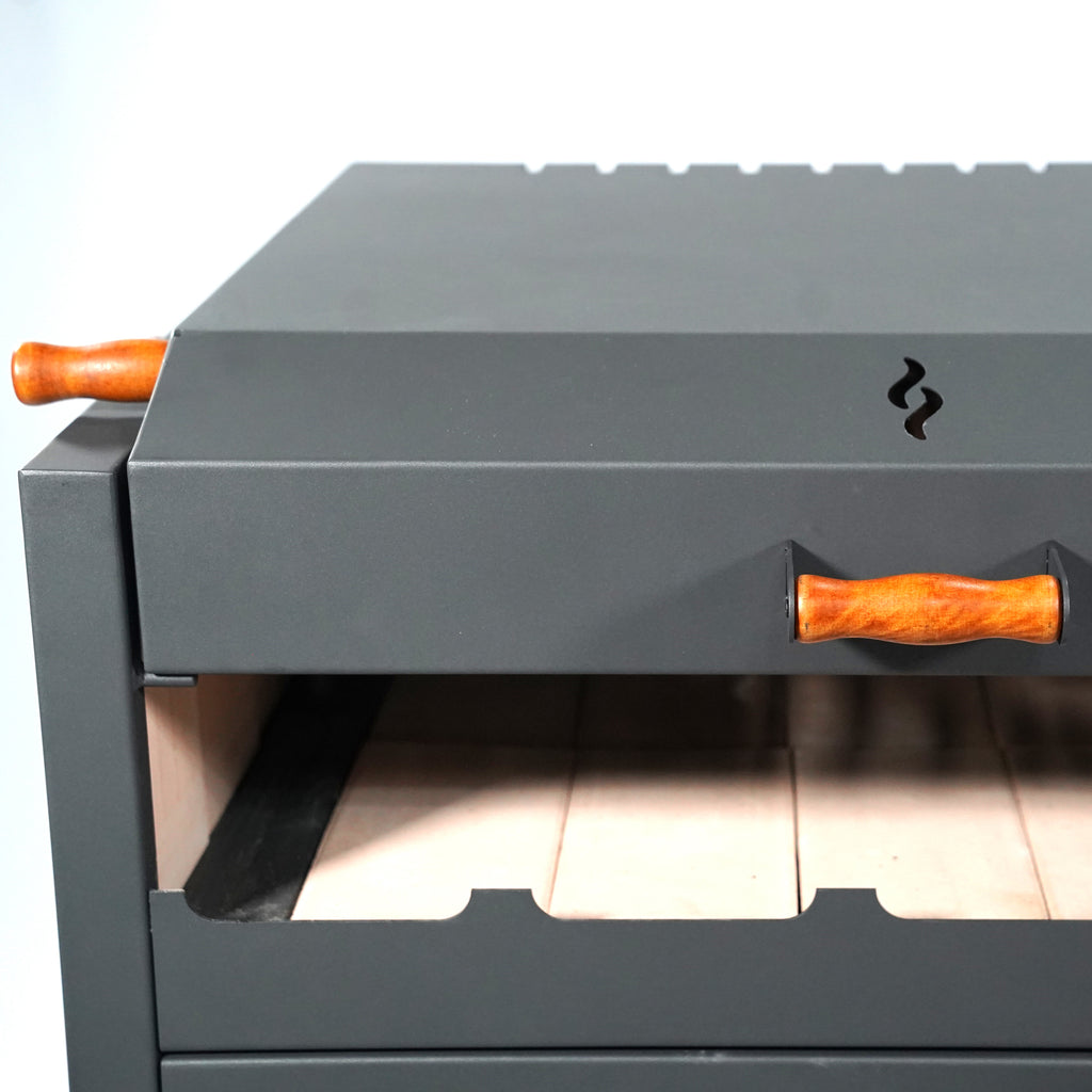 Ñuke Delta Gaucho Grill w/ Adjustable Grate - NOW AVAILABLE! – Nuke BBQ